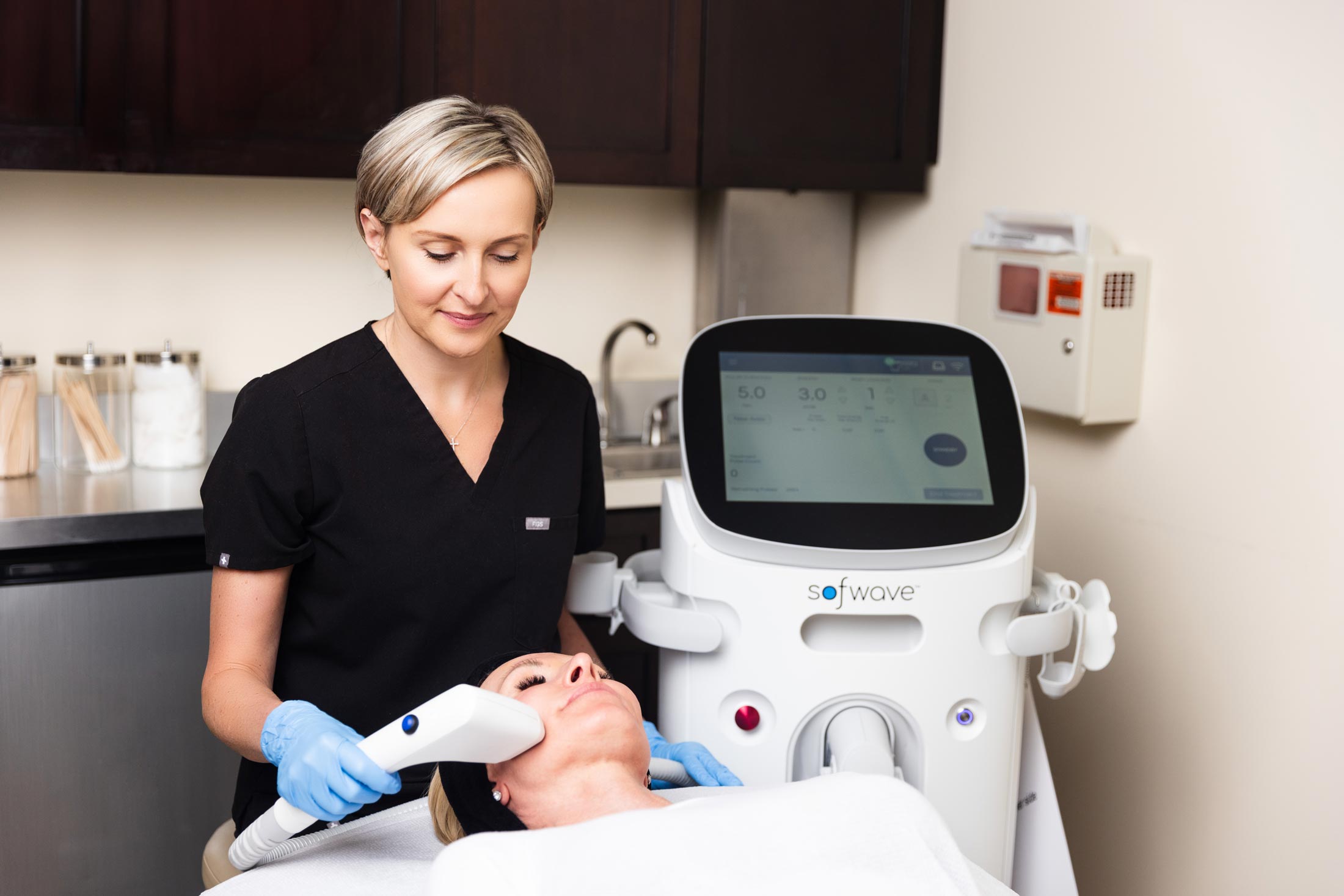 Skin Deep Medical Spa: Medical Spa: Glen Town Center Glenview, IL ...